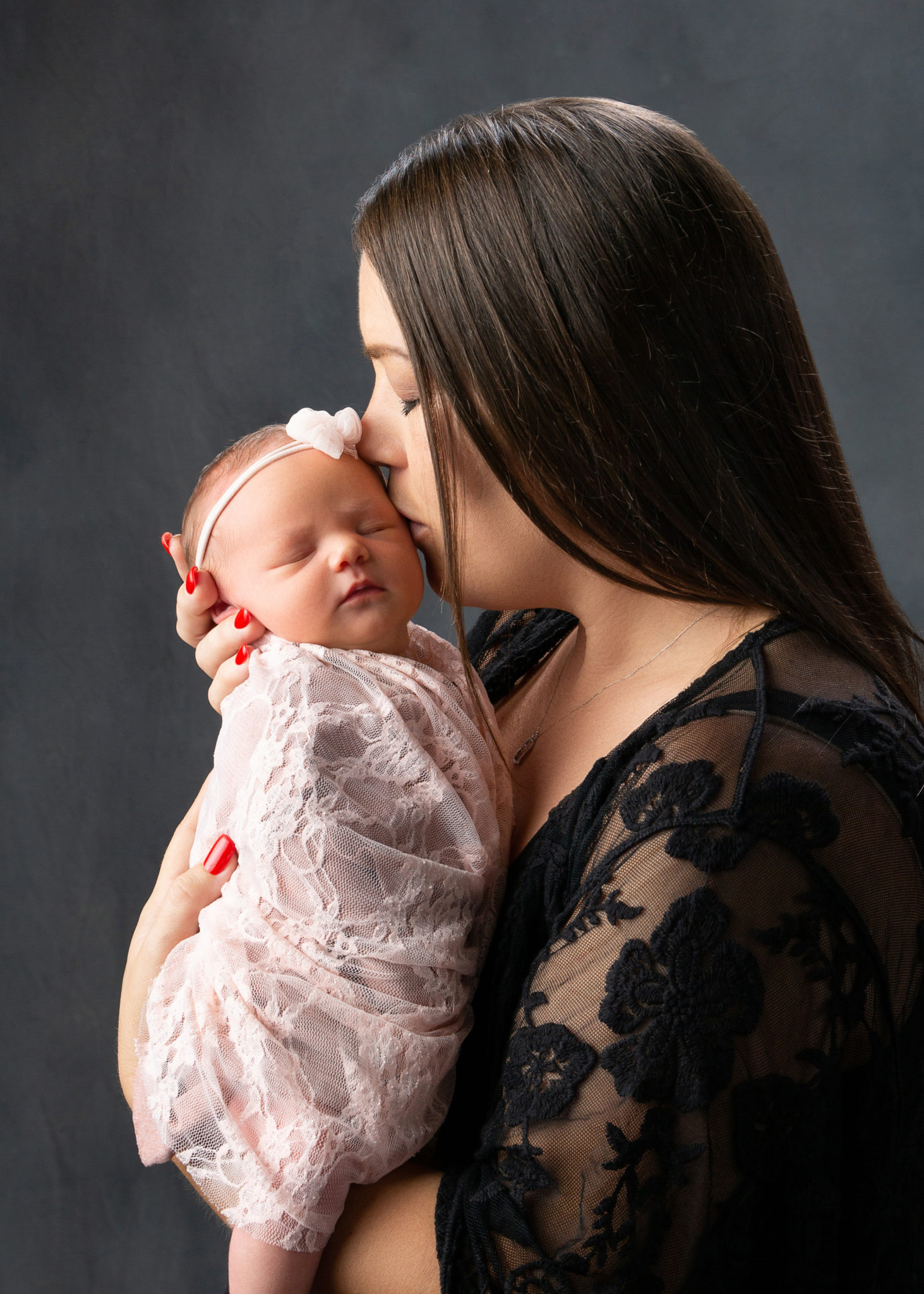 5 Ways to Display Your Newborn Portraits | Charlotte, NC